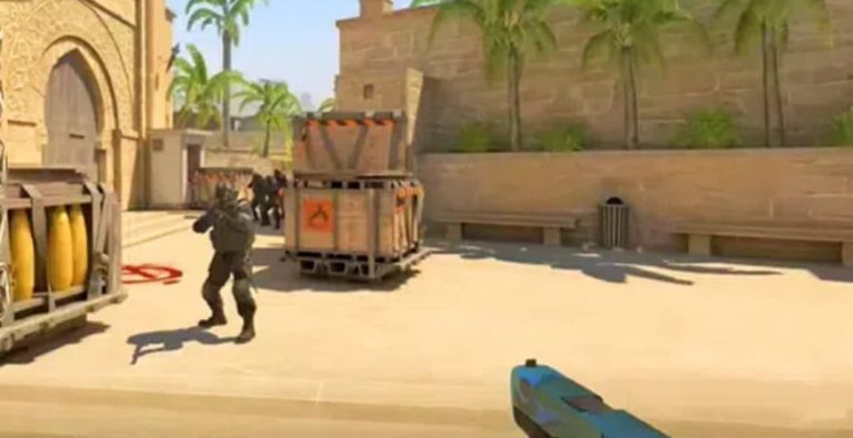 How to Add and Control Bots in CSGO Surf Maps?